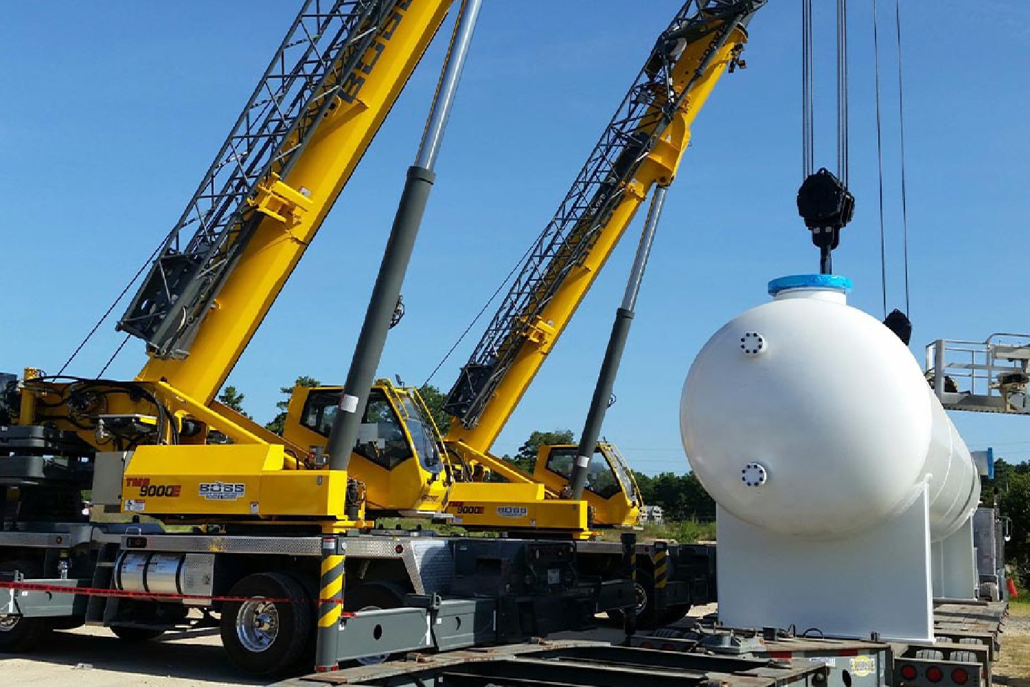 Rigging and Heavy Lifting Services in Pakistan with IMEC